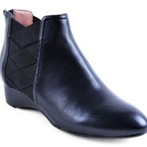 Taryn Rose | Shoes | Taryn Rose Black Leather Chelsea Ankle Booties ...